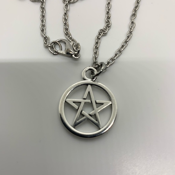 Pagan woman | Jewelry | Pentagram Pendant With Chain By Pagan Woman Co ...